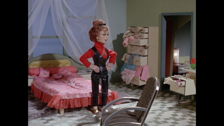 Stingray – 18. The Disappearing Ships – Security Hazard